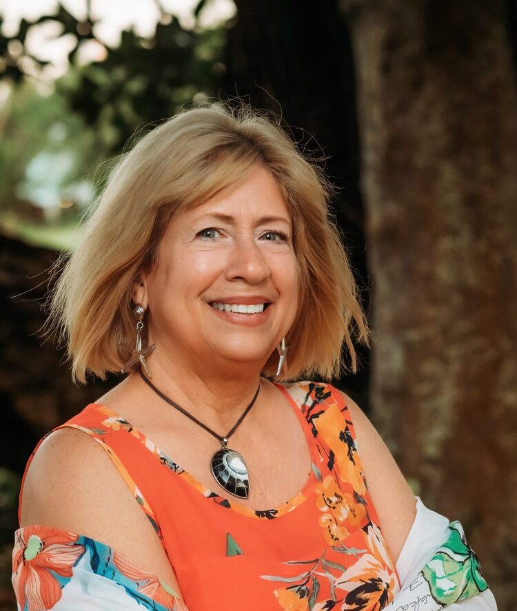 Home - Deborah Trahan